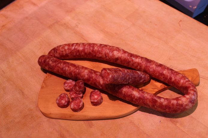 Droge ringworst uit het Meetjesland van Klasseslager Vermeulen: “We ...