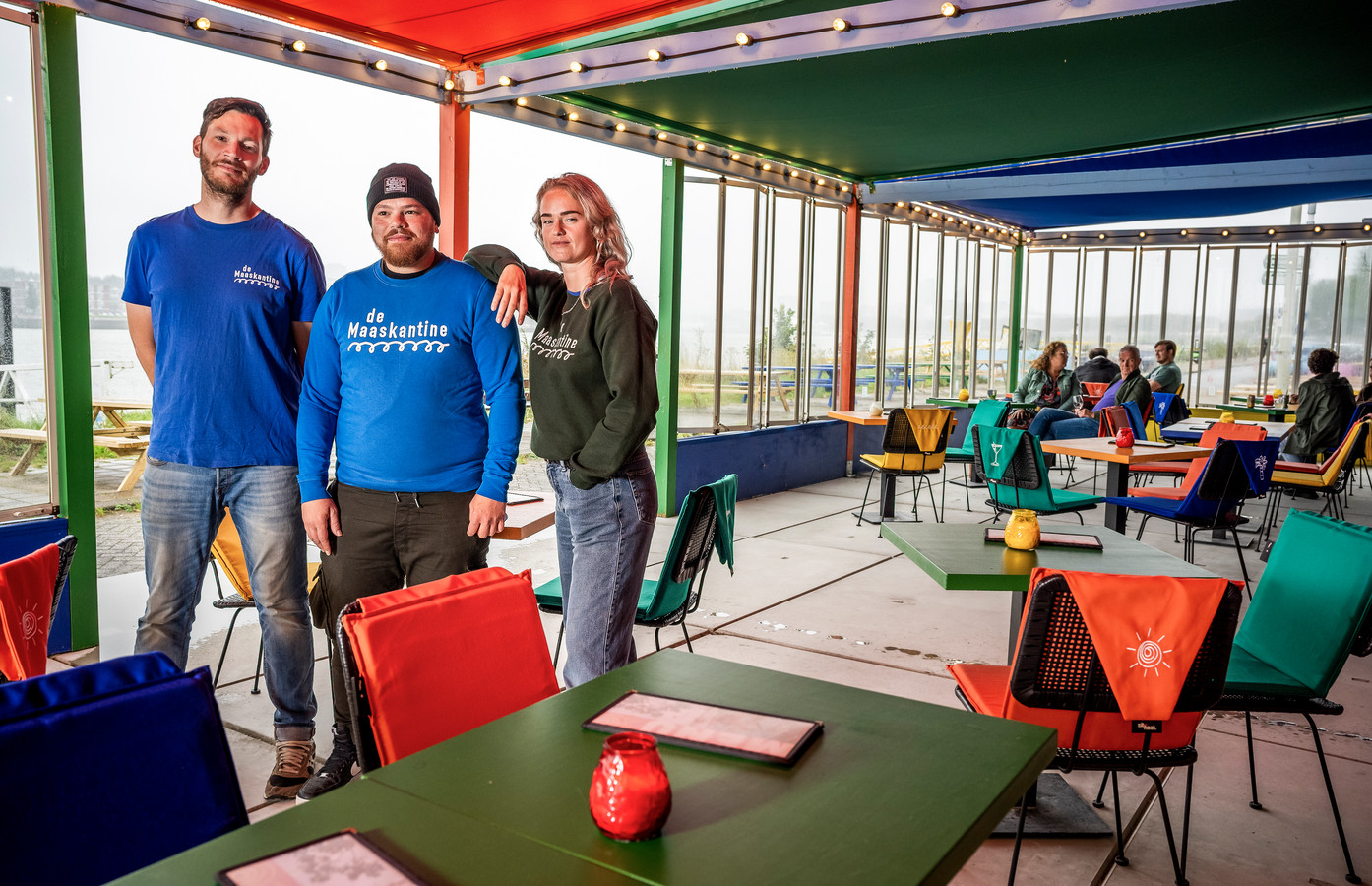 Mooi uitzicht én lekker eten: bij de Maaskantine is het een vrolijke ...