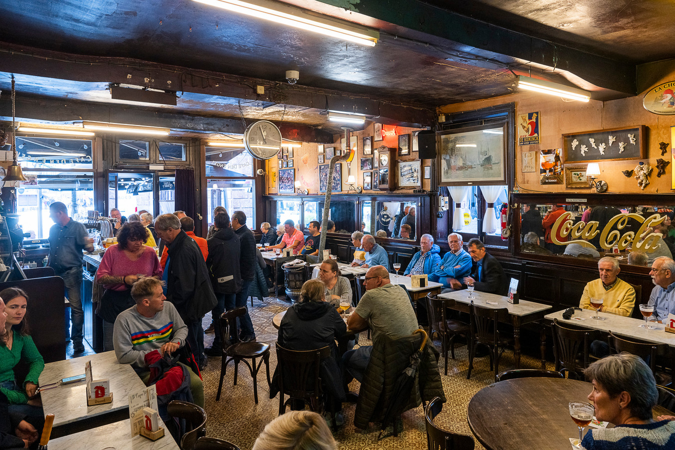 REPORTAGE. Op kroegentocht in... café Den Engel: “Het is hier nooit te ...
