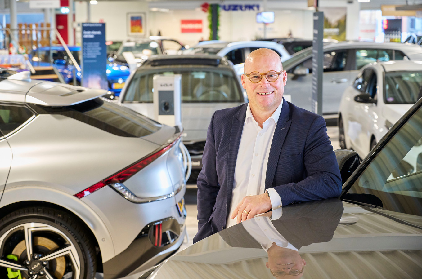 Een op de vijf auto’s in de regio komt van dit autobedrijf: ‘We willen ...