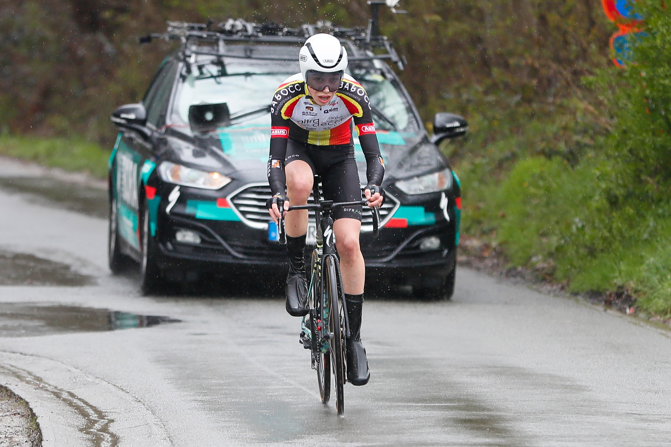 Sander Willems start seizoen met Oost-Vlaamse titel tegen de klok ...