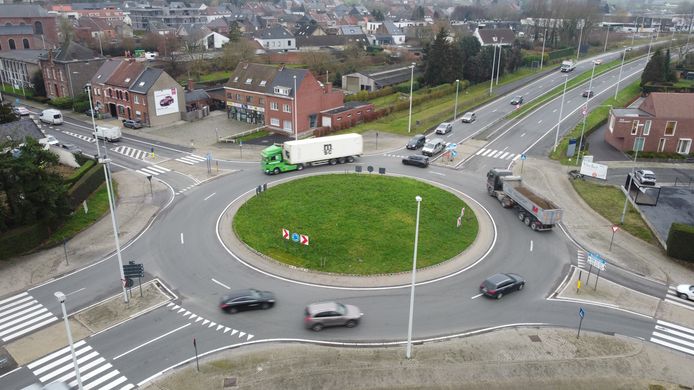 Geen tunnel, maar misschien wel een turborotonde op kruising N60 en N8 ...
