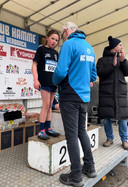 Broer en zus pakken medailles op provinciaal kampioenschap veldlopen ...