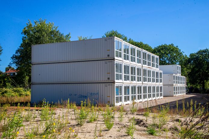 Waar blijven die flexwoningen die woningnood moeten verzachten? Er is vertraging en dat komt ...