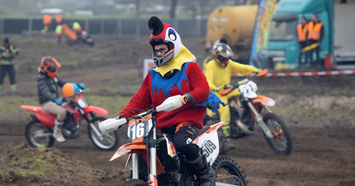 Tiende Crazy Cross Bergeijk weer groot succes: ‘Ik keek achterom en zag ...