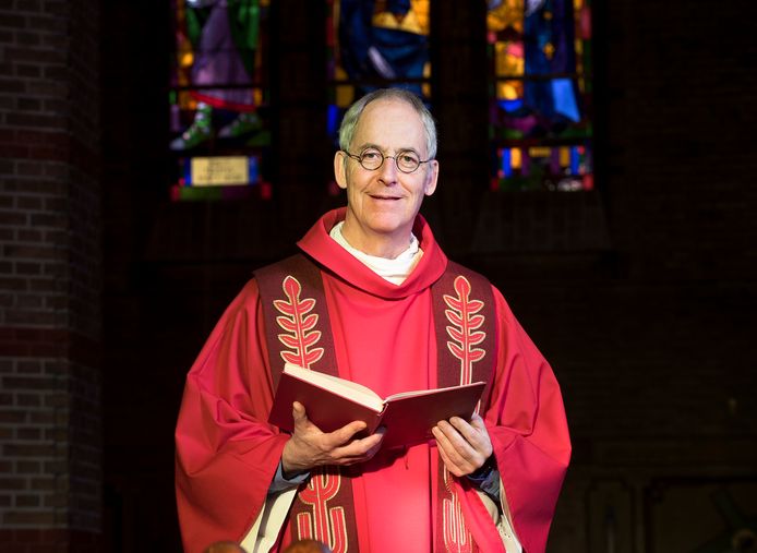 Utrechtse pastoor ziet ouderen wegblijven: ‘Meer kerken gaan de komende ...