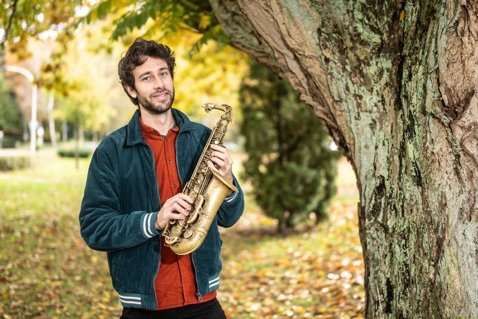 Loek van den Berg krijgt de ene prijs na de andere onderscheiding ...