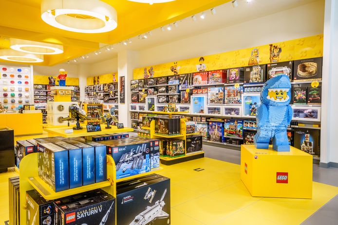 Le plus grand Lego Store de Belgique ouvre ses portes à la rue Neuve ...