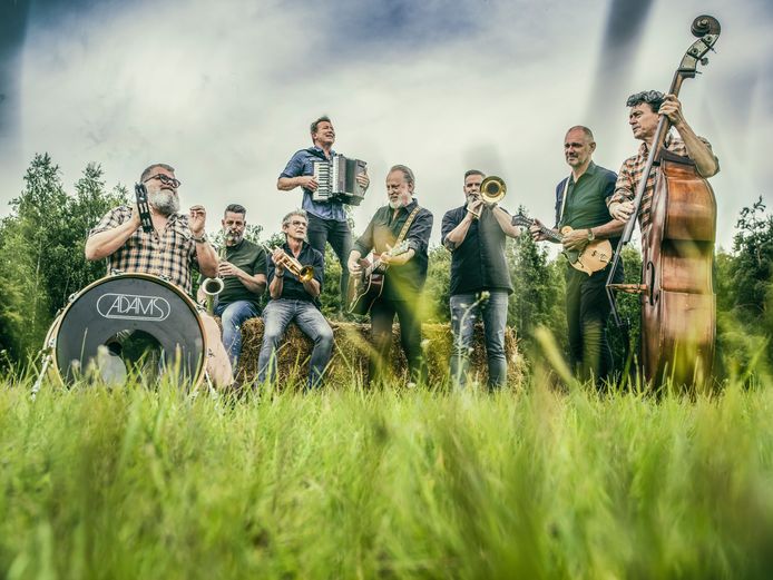 Rowwen Hèze 30 augustus in Openluchttheater Eibergen | Berkelland | tubantia.nl