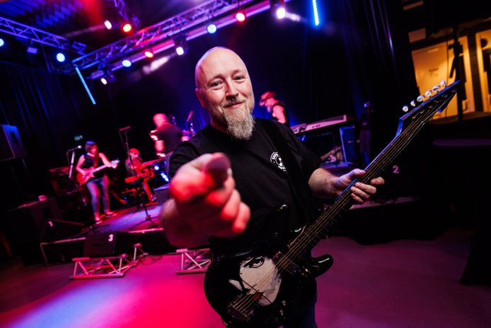 Bredanaar Tom de Krijger viert 10 jaar poppodium Sound Dog: ‘Lekker ...