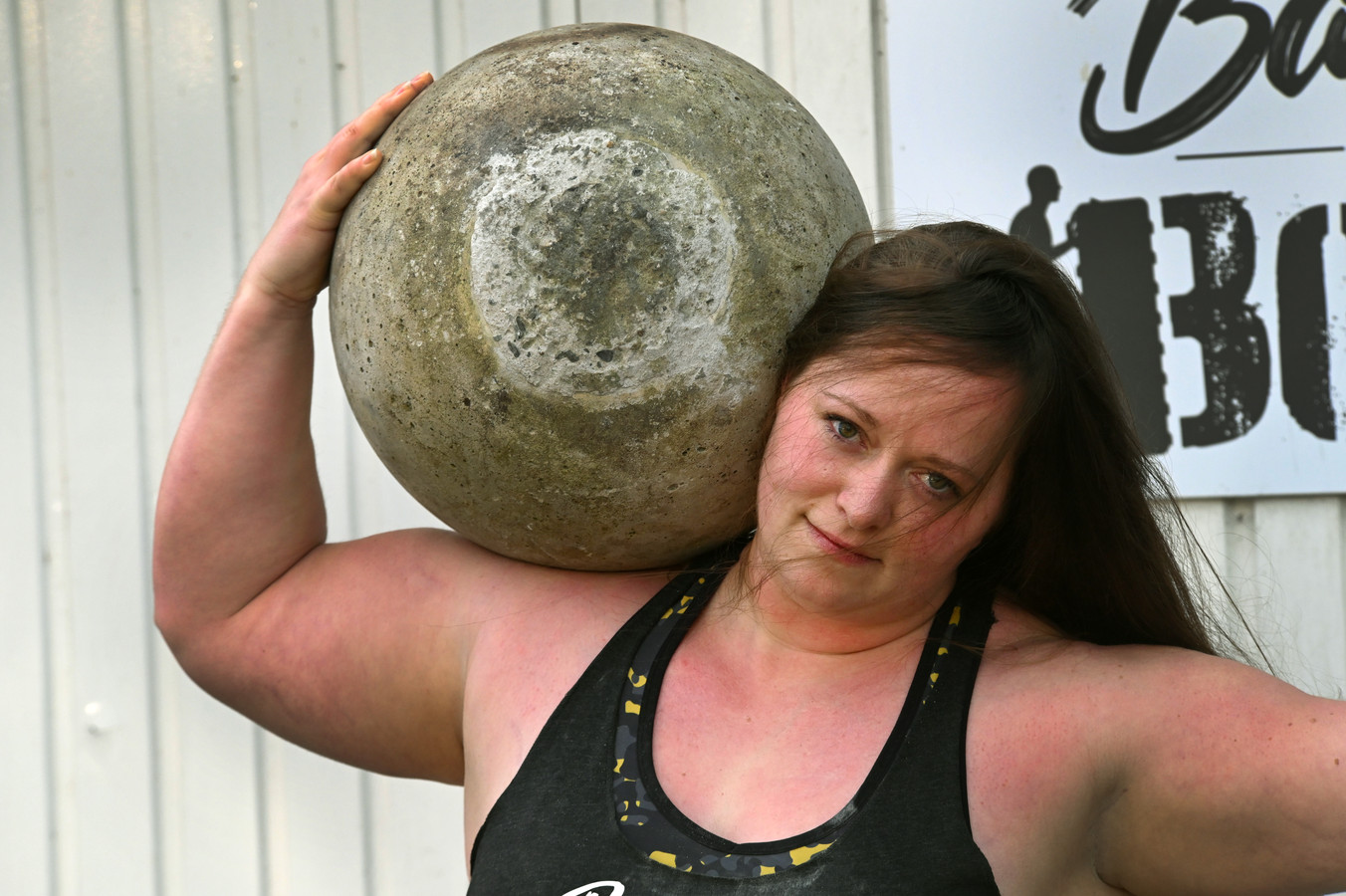 Spierbundels op hoge hakken: ‘Een jurk of skinny jeans vinden met mijn ...