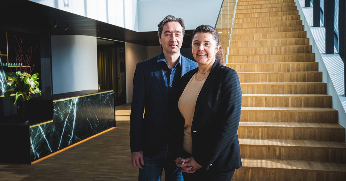 Kind aan huis bij koninklijke families en filmsterren: Sandra en Klaas ...