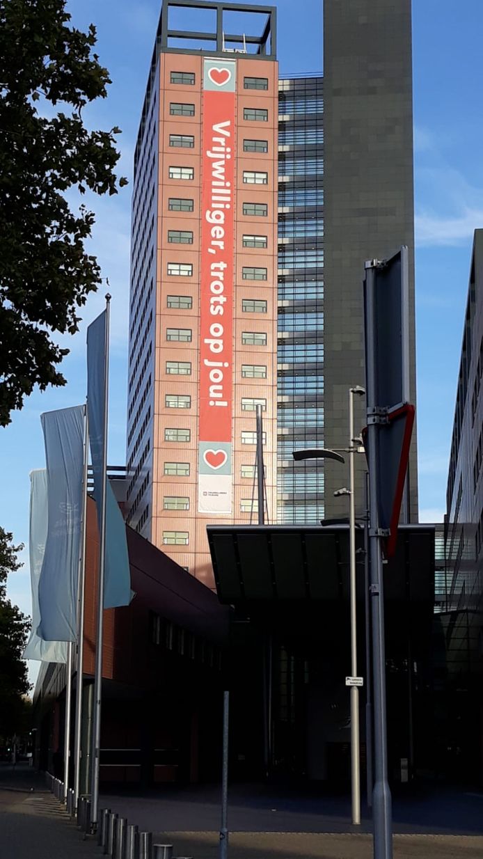 Tegen dementie en eenzaamheid: Willem II-man Arjen Pijfers wint ...