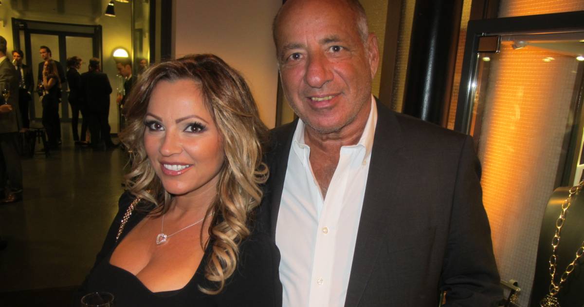 Duitsers blijven smullen van sexy jetsetdiva Tatjana Simic | Show | AD.nl