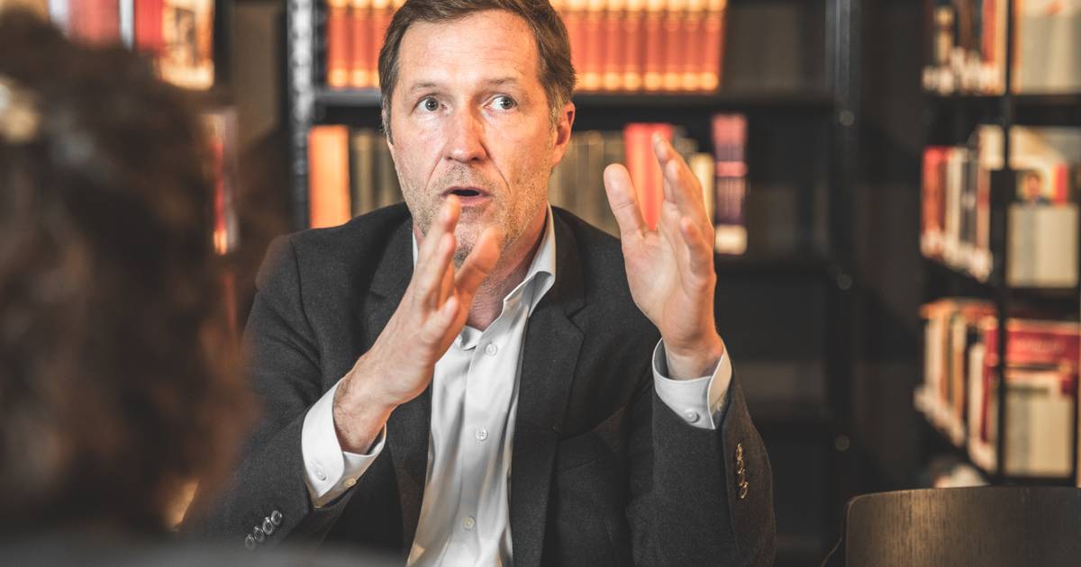 INTERVIEW. Paul Magnette (PS): “Walen genieten graag van het leven. Is ...