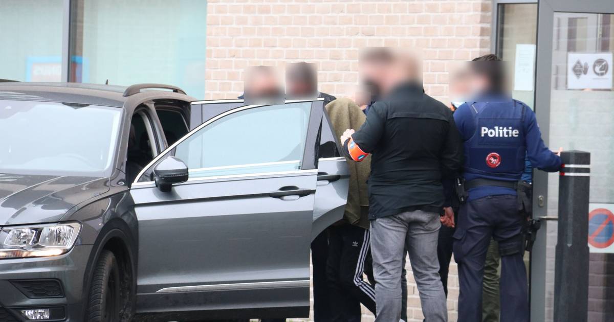 Ook twee andere minderjarigen die verdacht worden van moord op David ...