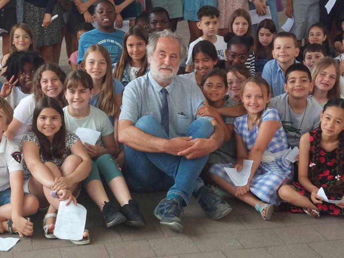 Na een carrière van 42(!) jaar neemt meester Trudo afscheid van Vrije ...