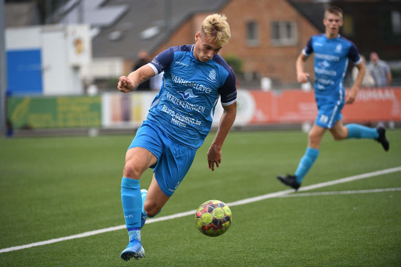 Nils Struys kijkt met Olympia Wijgmaal provinciegenoot Diegem Sport in ...