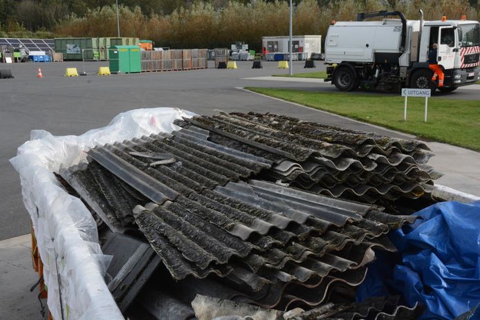 Ibogem start met ophaling asbestafval aan huis | Beveren | hln.be