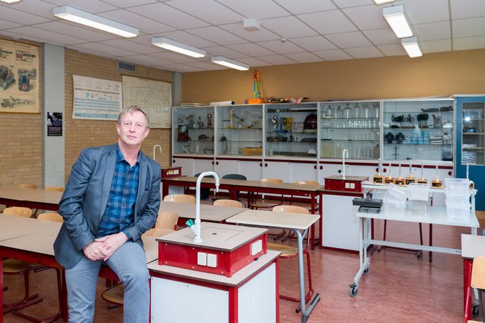 Rector Ron Dorreboom van RSG in Epe na bommelding: ‘Better safe than ...