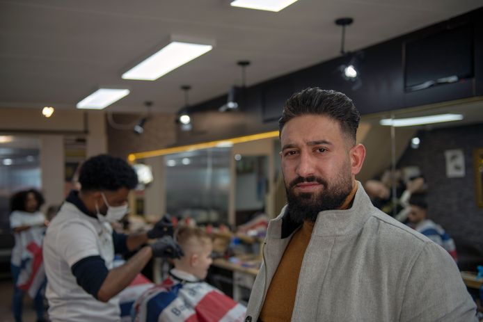 Kapper Alan Abdullah uit Goes wacht op duidelijkheid zodat ook hij zijn ...