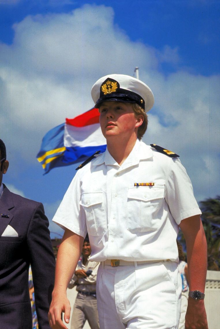 Koninklijke Kiekjes - Willem-Alexander in uniform: “Bij de marine ben ...