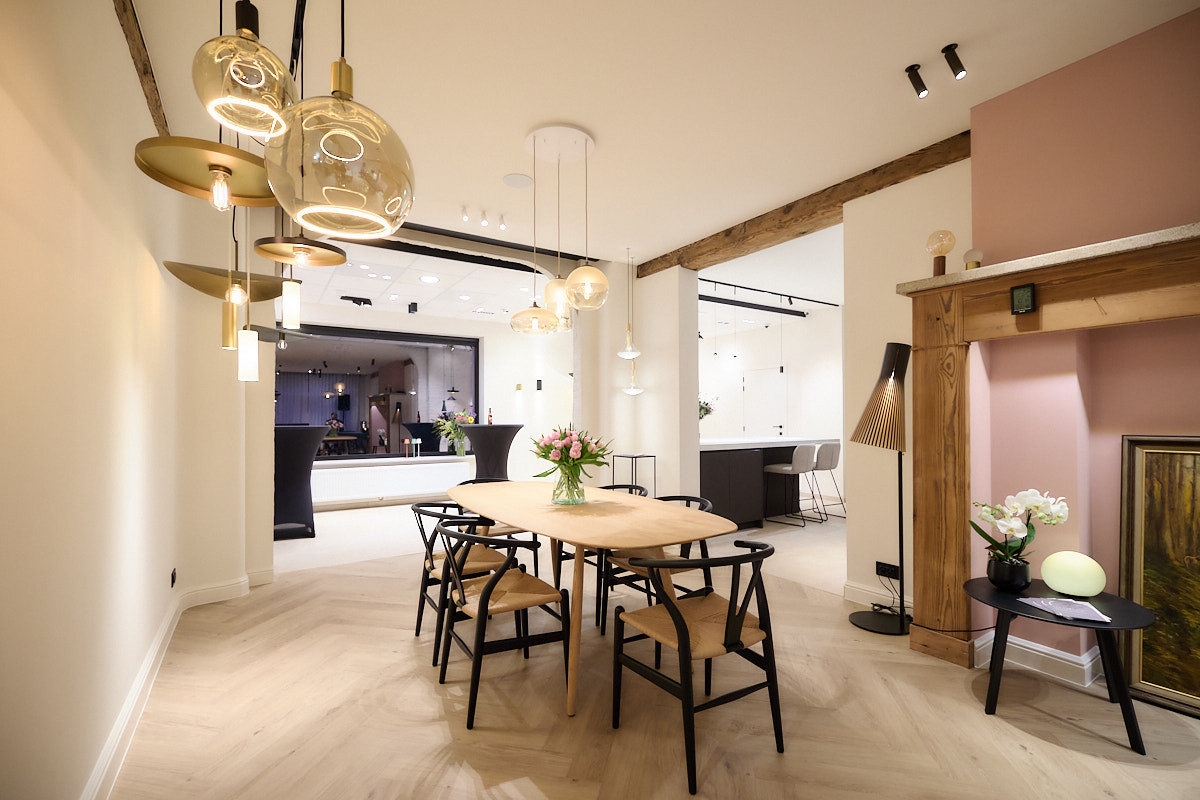 NET OPEN. The Lightstore komt thuis in oude pianofabriek: "Decoratieve ...