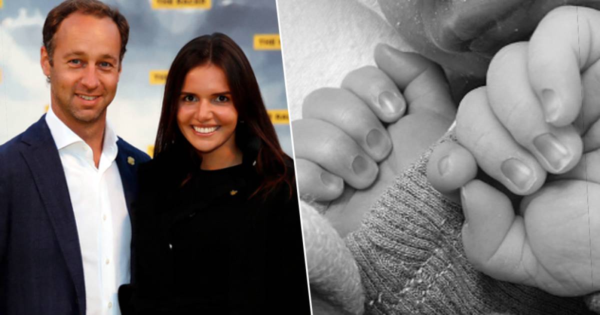 Ex-Miss België Romanie Schotte is bevallen van een tweeling | BV | hln.be