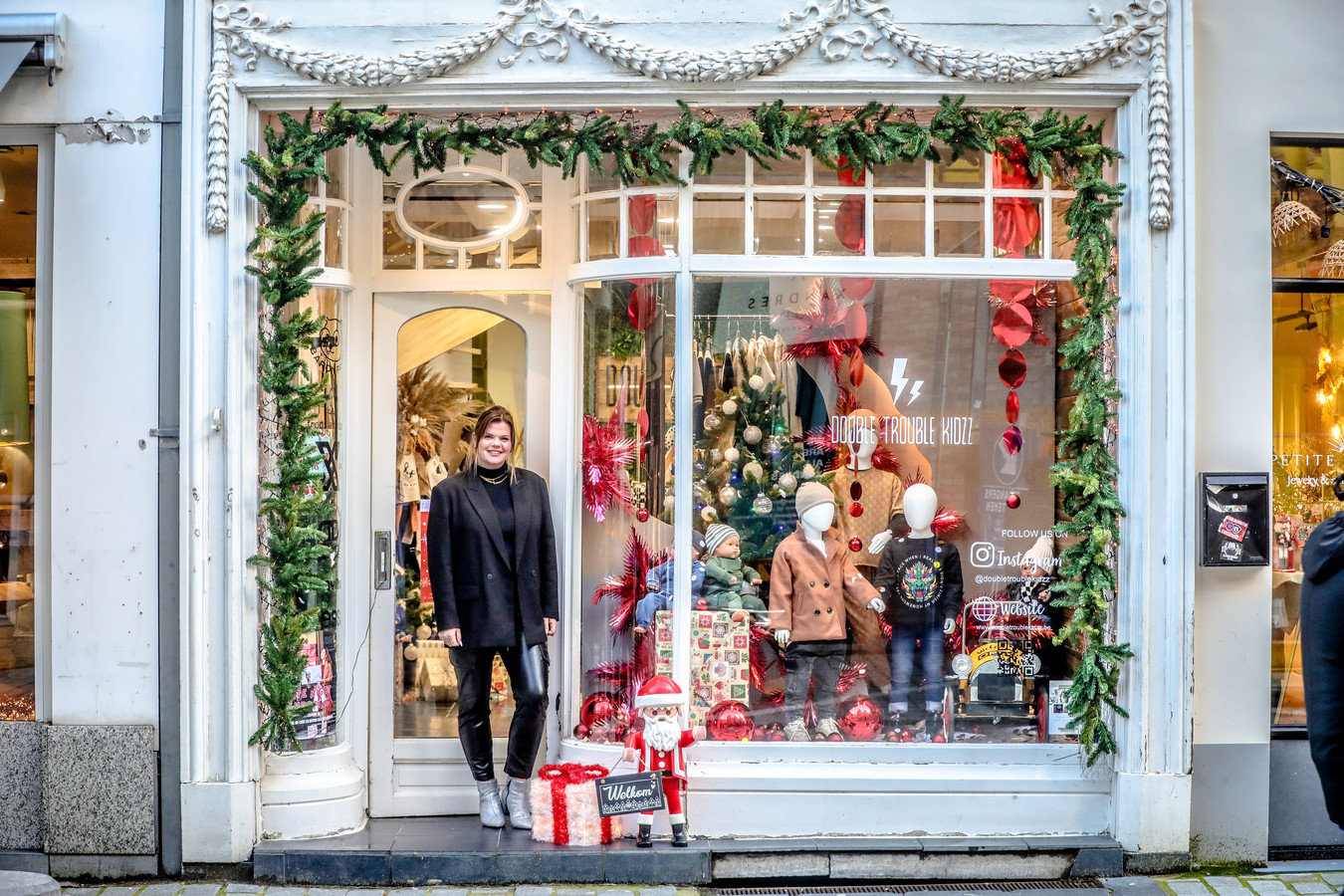 Deze Brugse winkeliers zijn trots op hun kerstetalage: “We draaien 1/3 ...