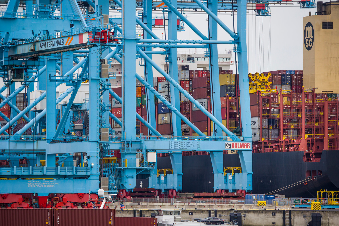 Rotterdamse haven: Suez-file is afgehandeld, op een paar schepen na ...