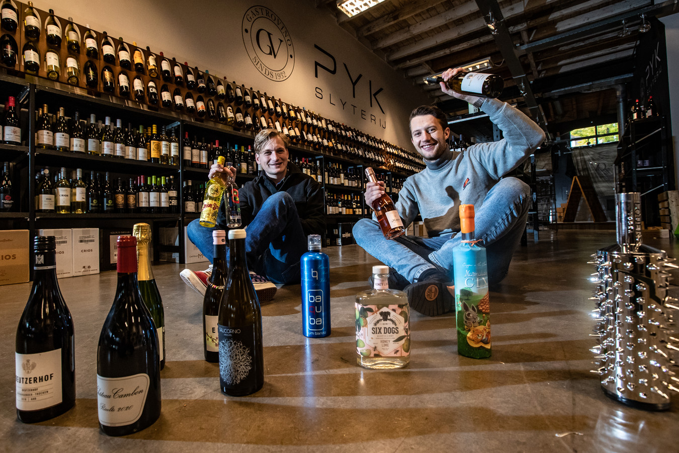 Jong en gek van wijn, Sjoerd en Willem openen hippe slijterij in ...