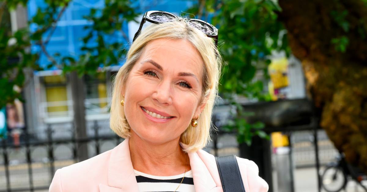 Tanja ontpopt zich op haar 56ste tot ondergoedmodel en kersverse papa ...