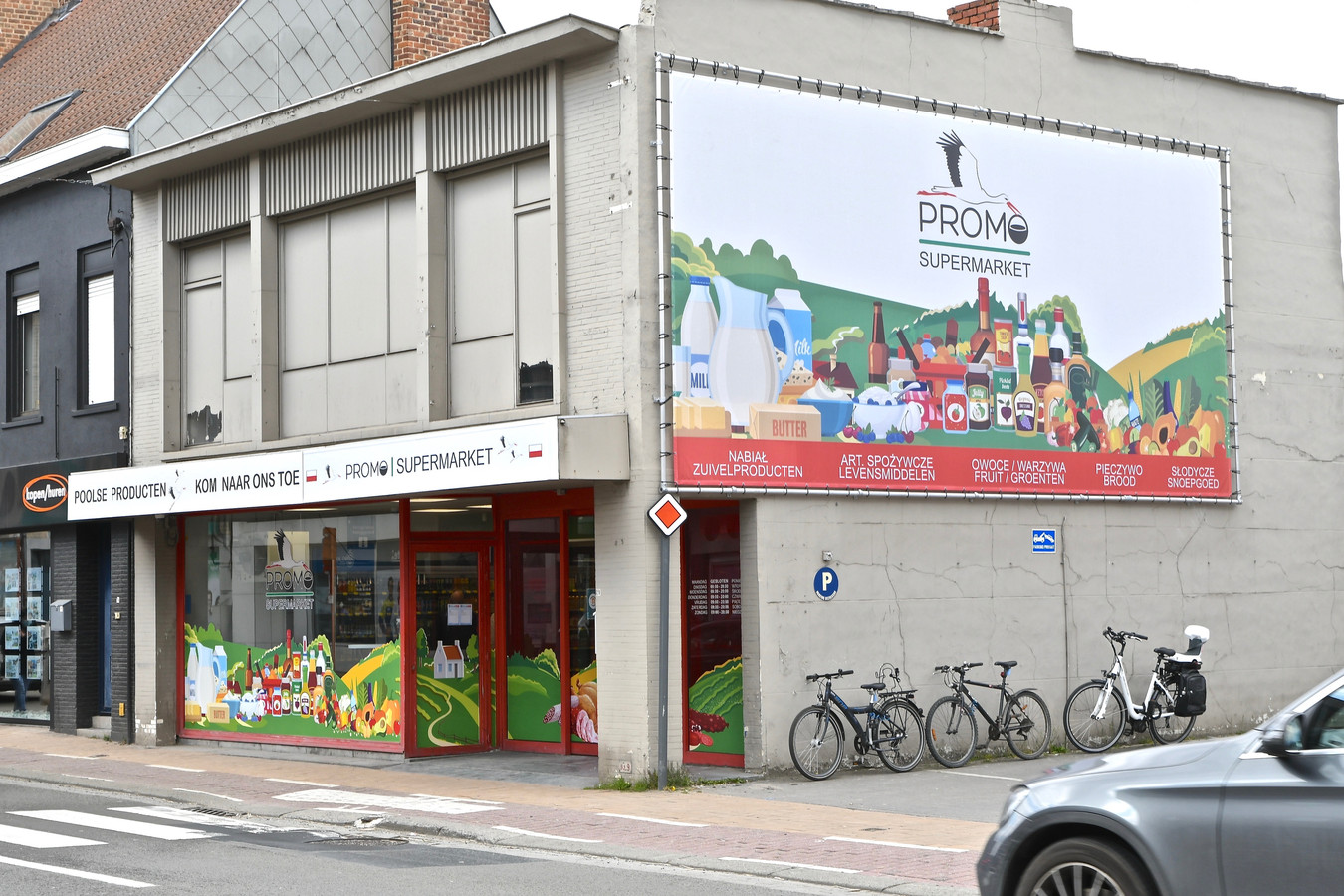 Succesvolle opening voor Poolse supermarkt in centrum Wevelgem | Foto ...