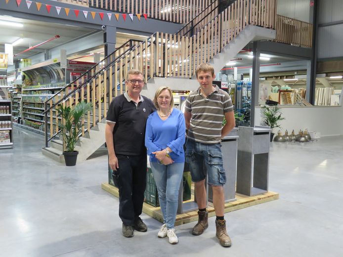 Bouwstock Dewulf stelt nieuwe winkel voor op Open Bedrijvendag ... Bouwstock Dewulf stelt nieuwe winkel voor op Open Bedrijvendag ...