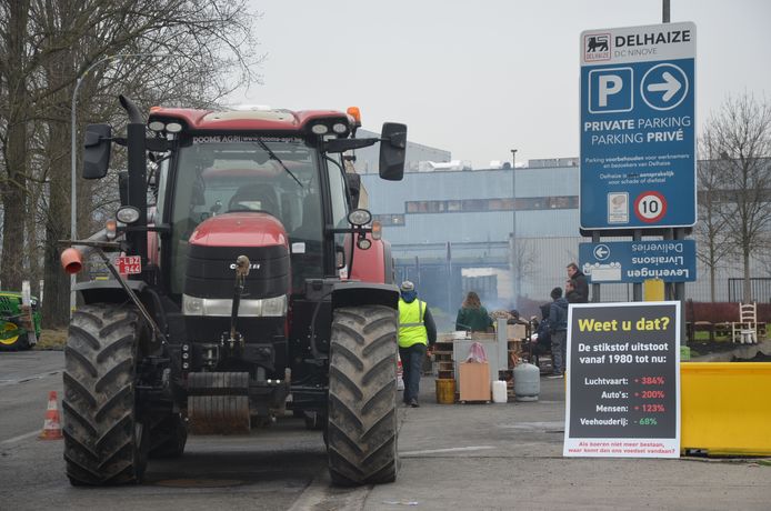 Distributiecentrum Delhaize in Ninove vraagt tijdelijke werkloosheid ...