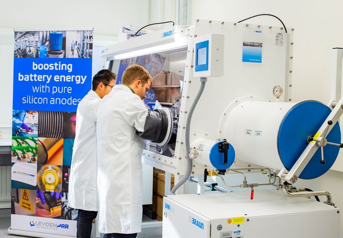 22 miljoen euro voor Eindhovense fabriek die 'superbatterij' in ...
