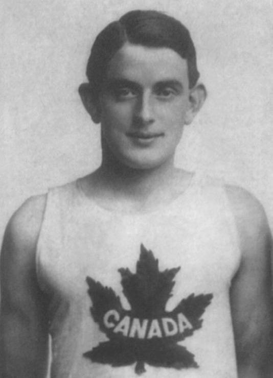 Canadees James Duffy herdacht | Ieper | hln.be