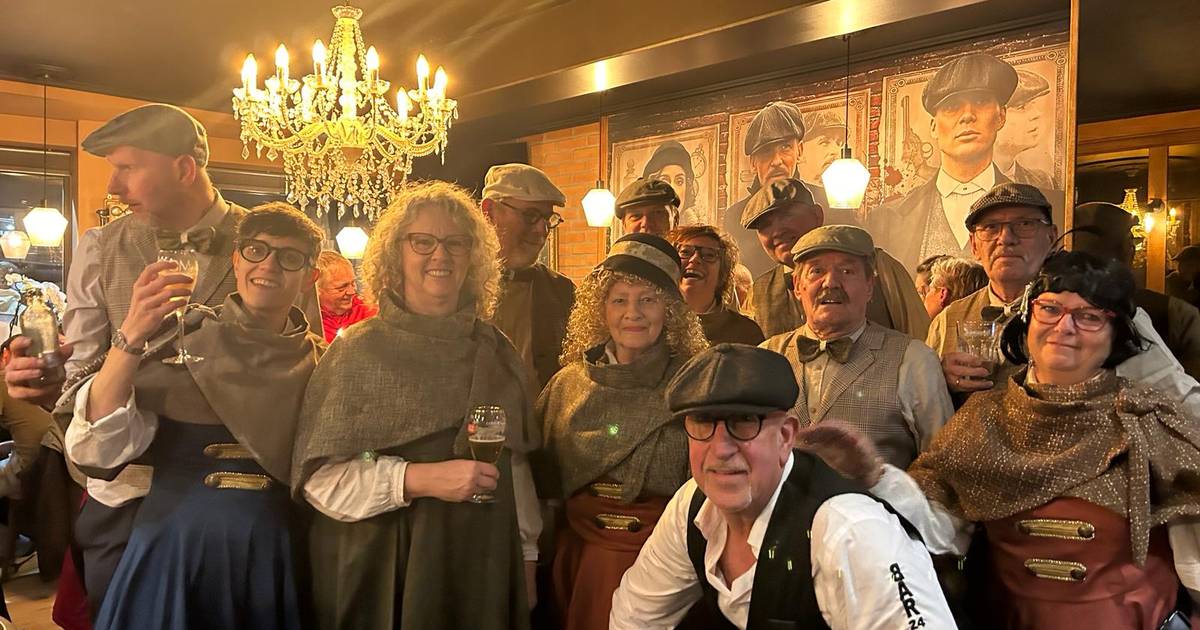 ‘Peaky Blinders’-café BAR24 is schot in de roos: “We zien hier mensen ...