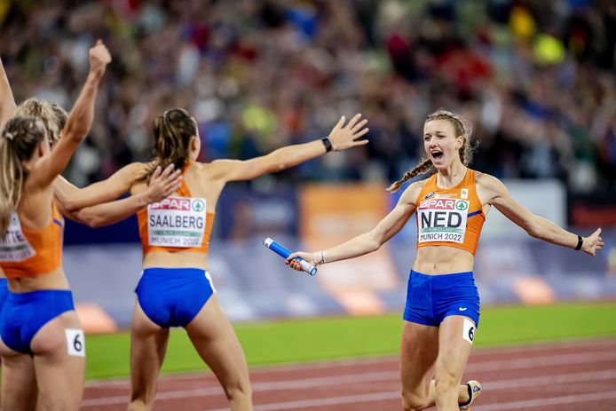 Eveline Saalberg uit Vessem pakt goud met Femke's 4x400 estafetteteam ...