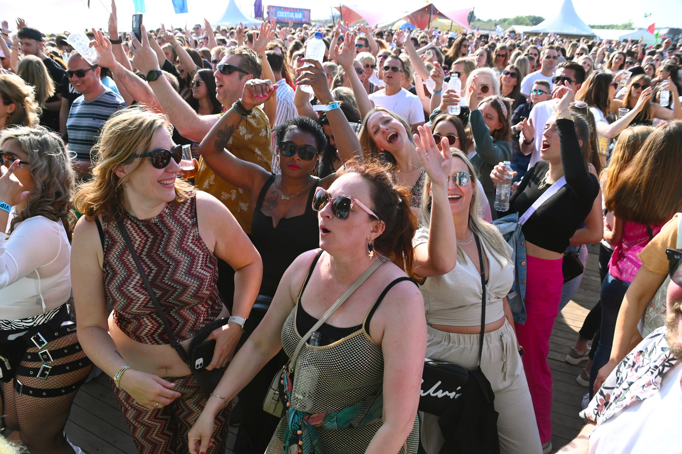 Festival aan Zee; ‘Het gezelligste feestje van Nederland’ | Foto | AD.nl