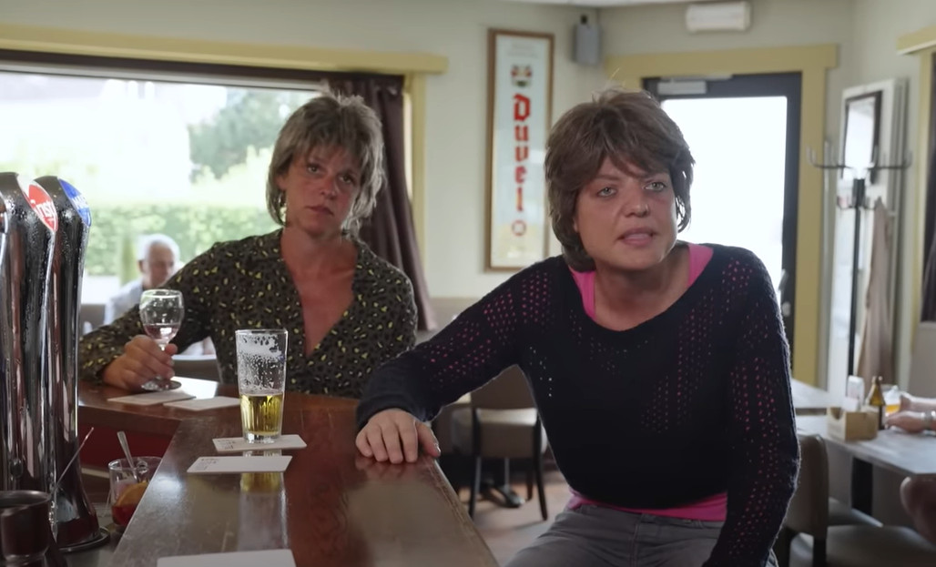 Tine Embrechts heeft de handen vol met haar gezin: “Op je 47 twee ...