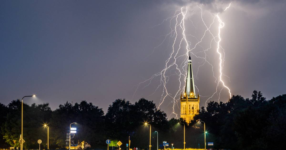 Hagel, onweer, harde wind: code geel voor Flevoland en Gelderland (maar daarna misschien ...