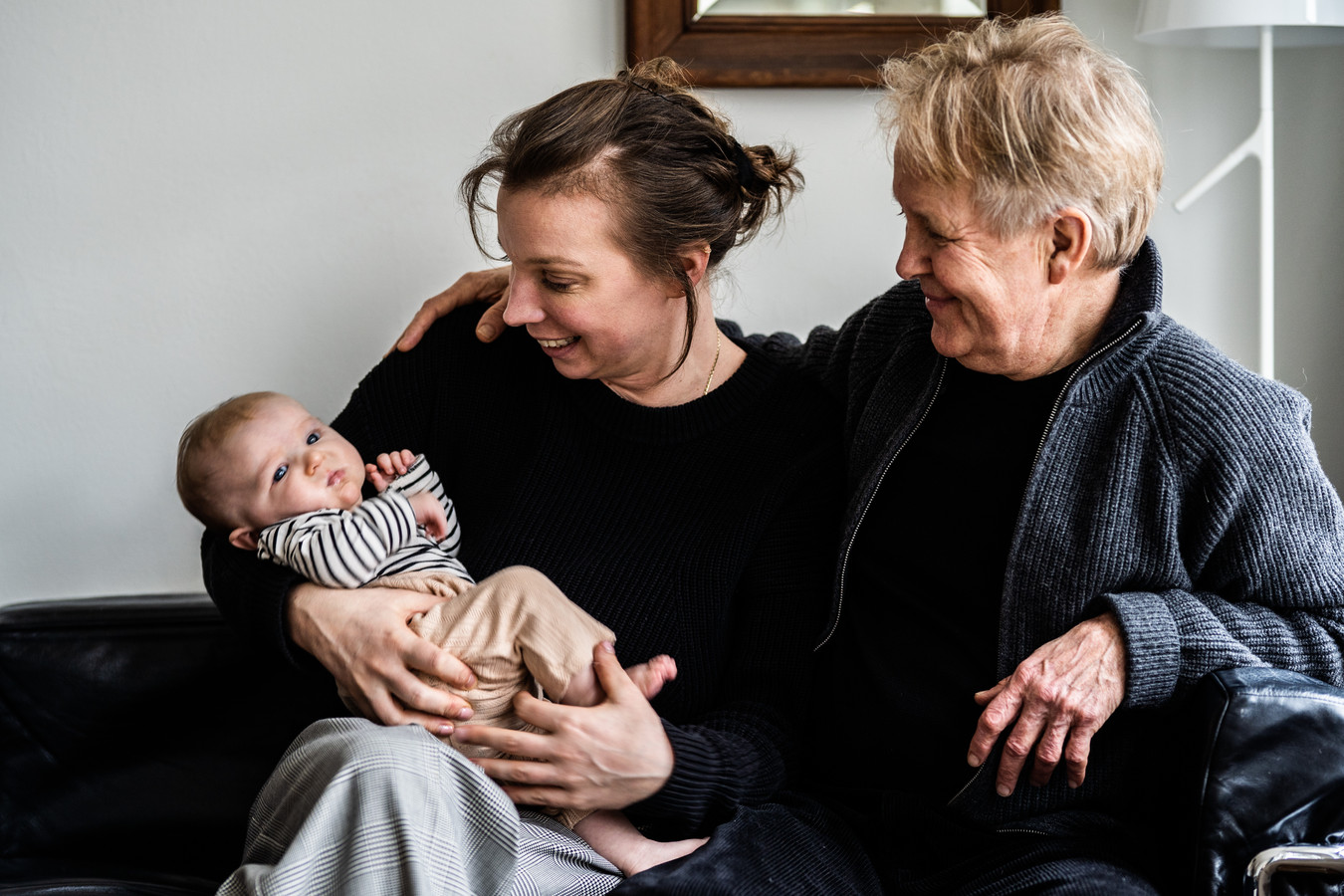 Schrijver Thomas Rosenboom (67) is vader geworden, en een ander mens ...