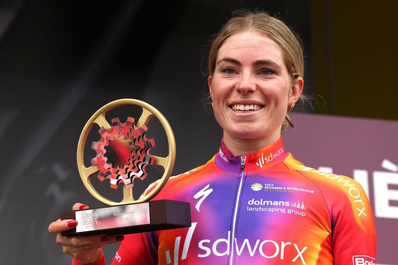 PORTRET. Demi Vollering, de verlegen Zuid-Hollandse bloemiste die ...