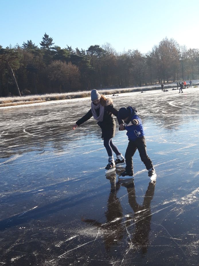 IJs klaar? Schaatsen maar! Koude nachten leveren mooie plaatjes op in Utrecht | Schaatsen in de ...