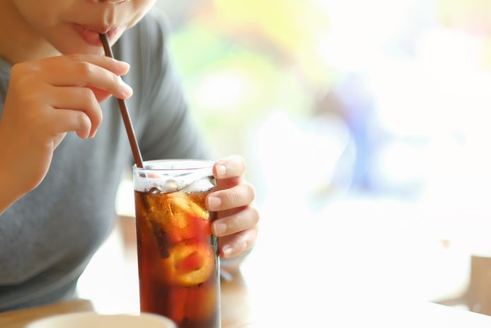 Helpt cola écht tegen misselijkheid? Dit zegt voedingsexpert over deze ...