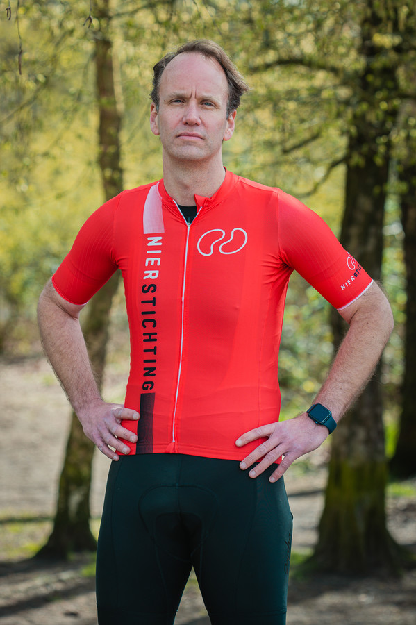 Dries gaf nier aan zijn 10-jarige zoon en fietst nu 500 kilometer in 24 ...