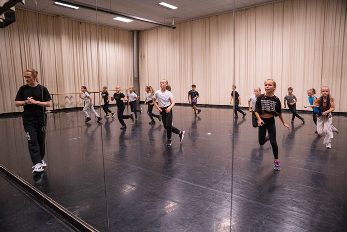 Studio Dansemble start met eerste échte dansseizoen: “Zo blij om ...
