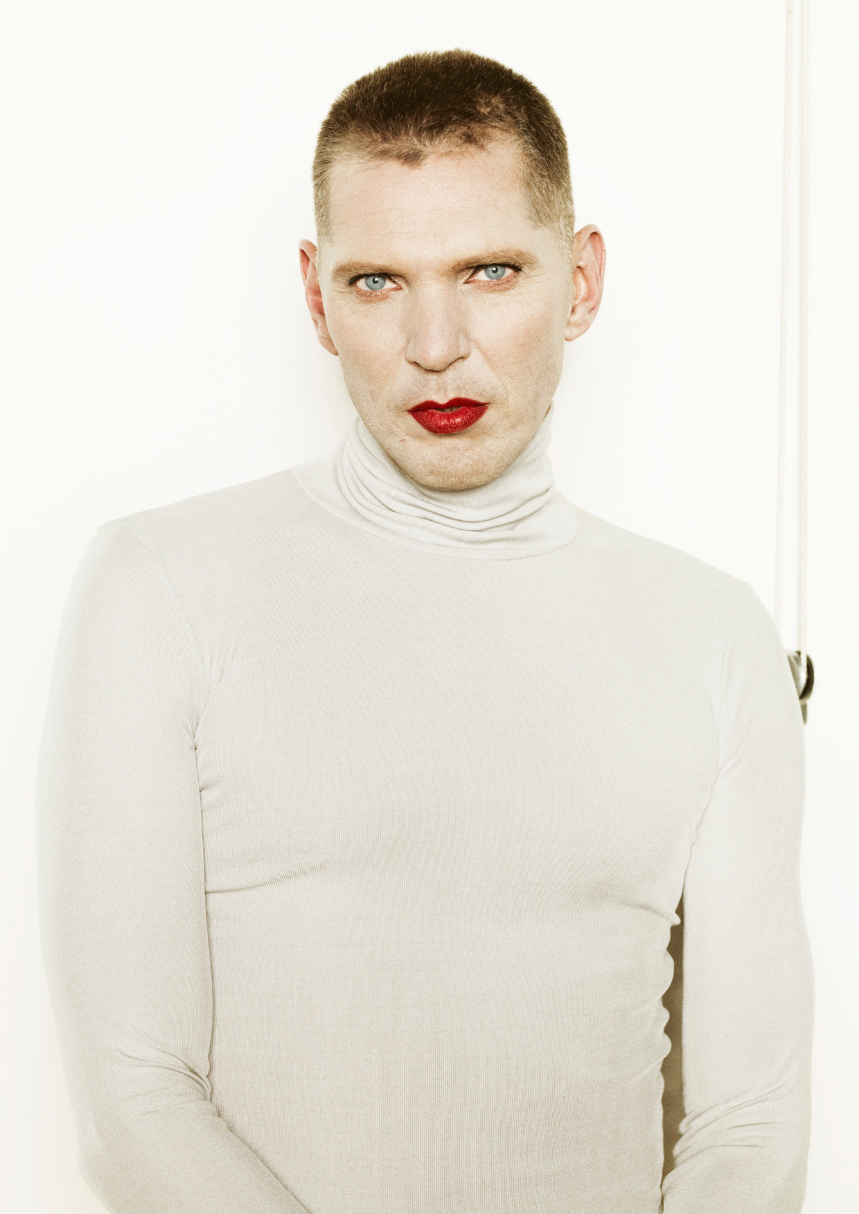 Erwin Olaf schenkt Rijksmuseum bijna vijfhonderd werken | De Volkskrant