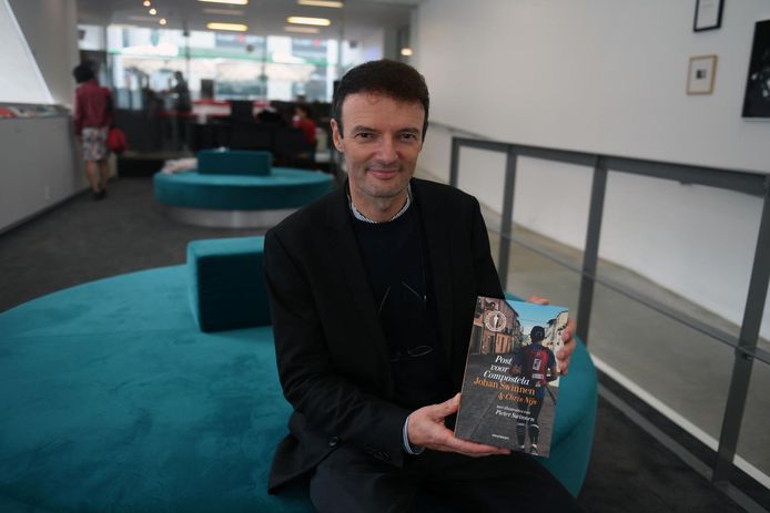 Kankerprof publiceert boek | Leuven | hln.be